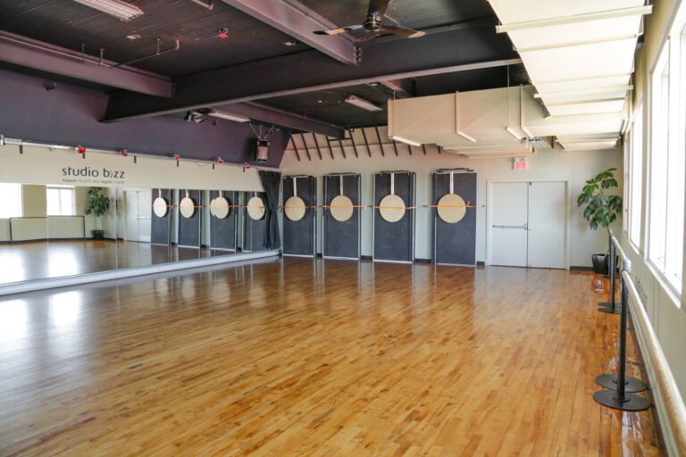 Studios - Studio Bizz | Danse - Yoga - Fitness