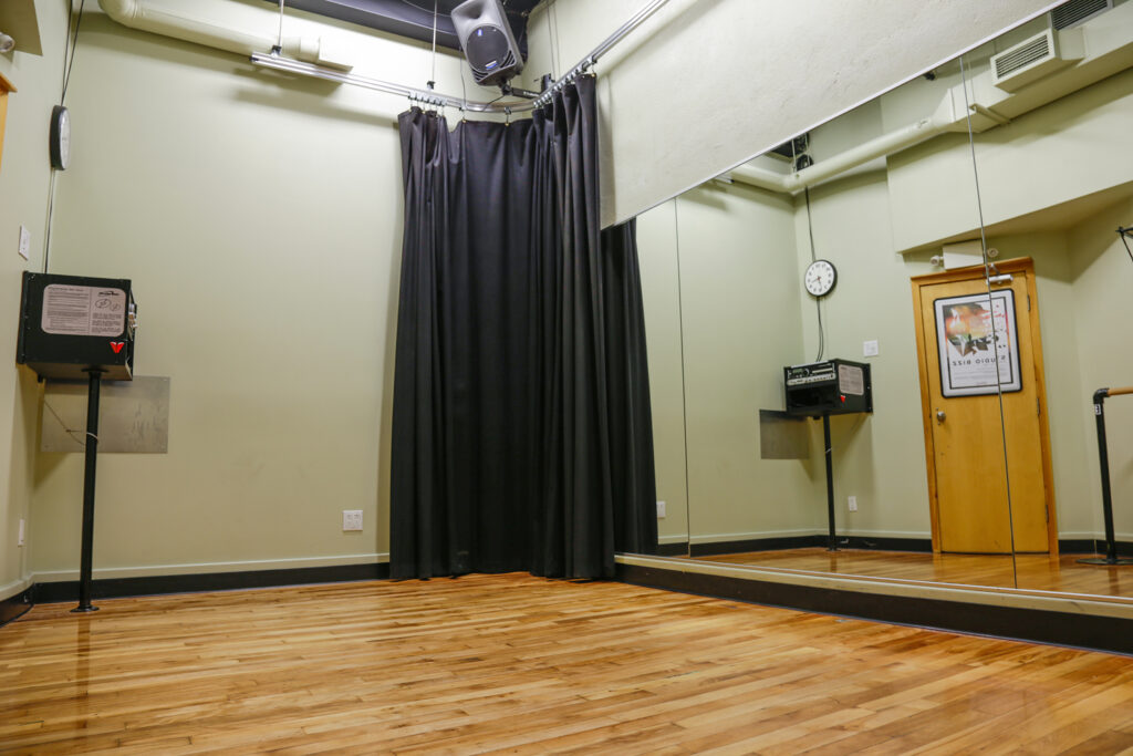 Studios - Studio Bizz | Danse - Yoga - Fitness